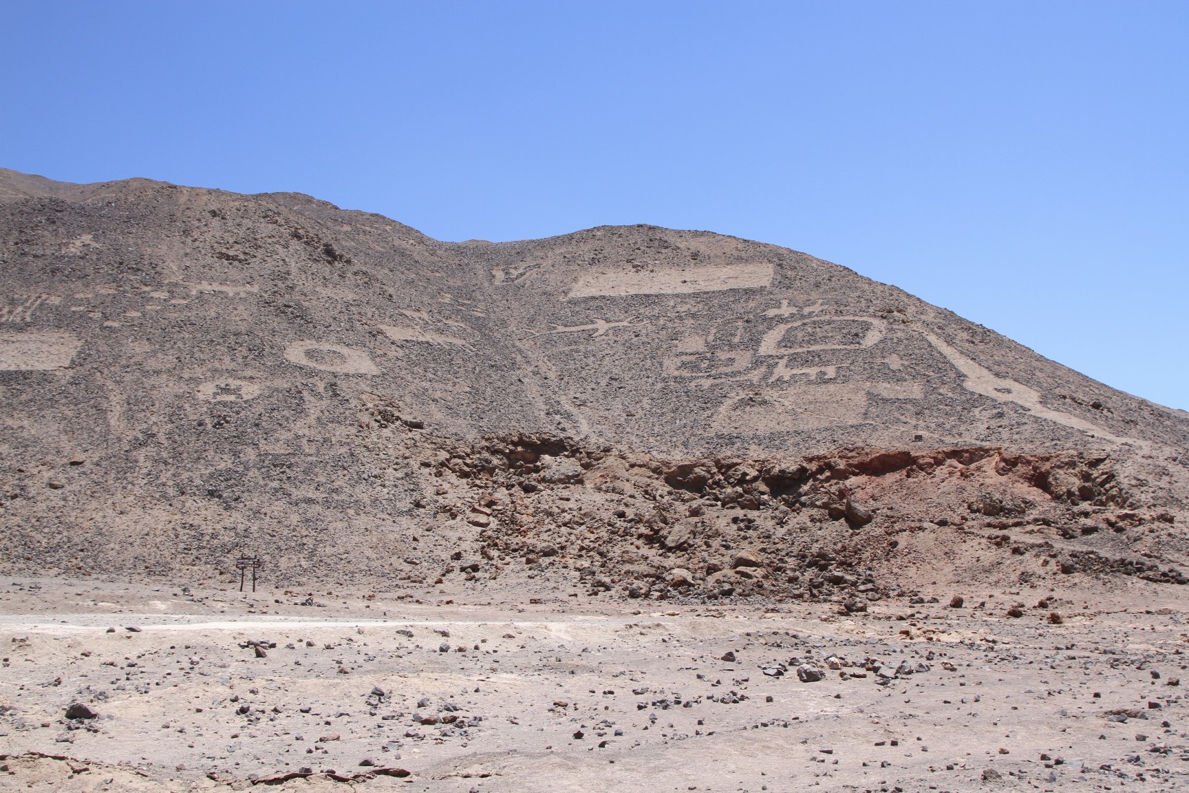 Finding meaning in the mountains: the Cerro Pintados geoglyphs – Notes ...
