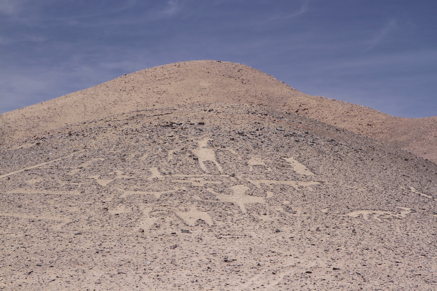 Finding meaning in the mountains: the Cerro Pintados geoglyphs – Notes ...